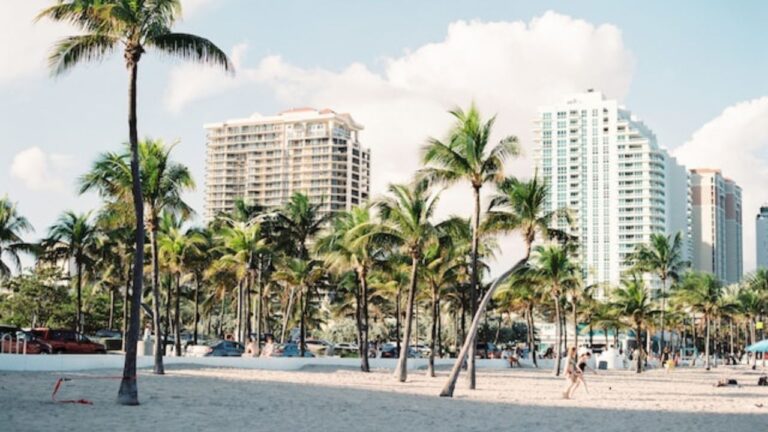 10 Safest Neighborhoods In Miami, FL - Dollarsanity