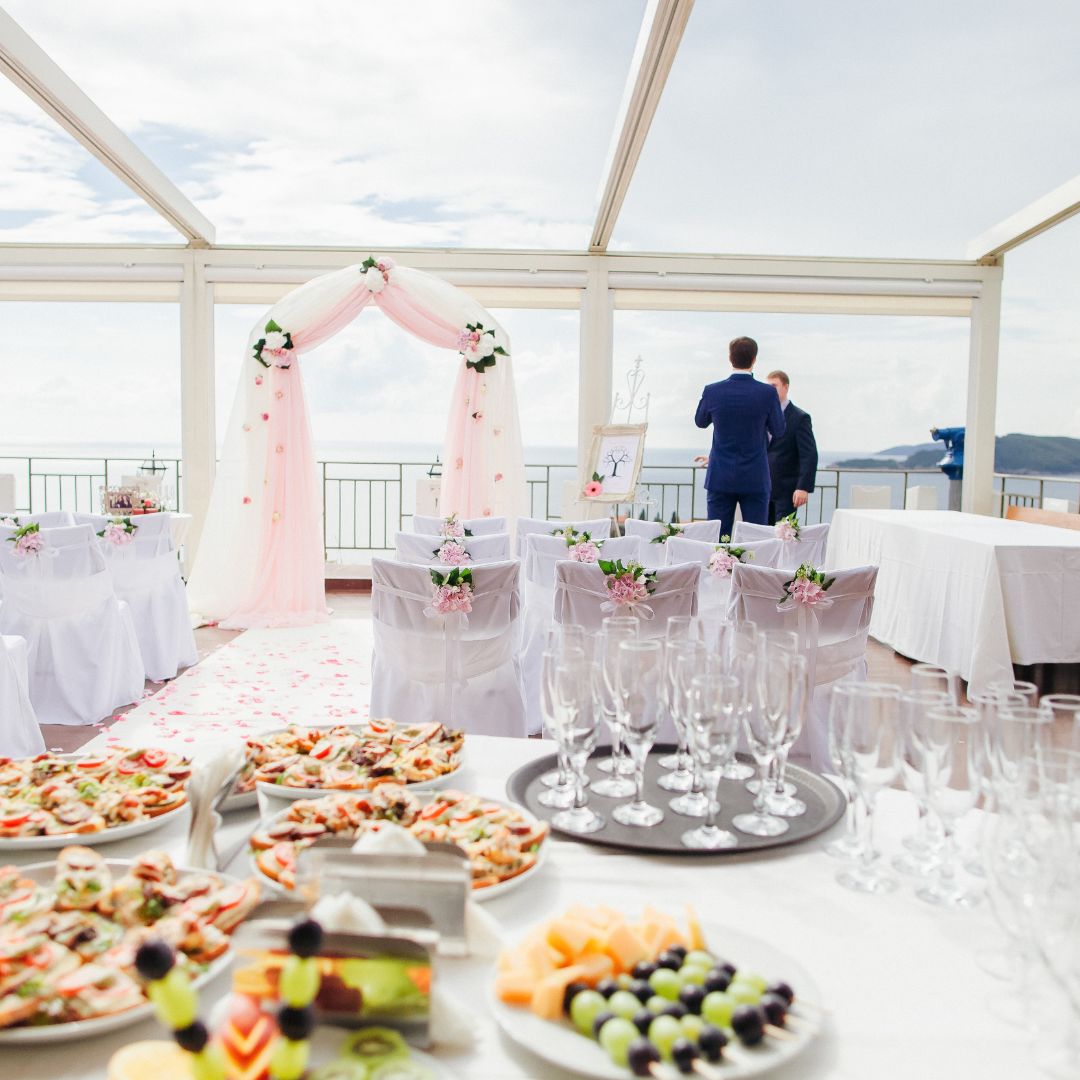 Wedding On A Budget: Get $30K-Like Wedding For $5K or Less - Dollarsanity